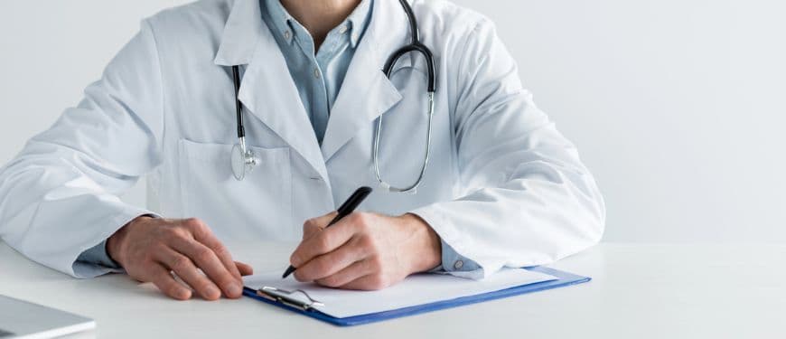 Peritonitis: qué es, síntomas de alarma y cómo se trata | Blog PromoFarma